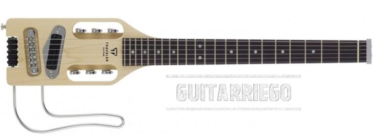 8 Lightest electric guitars: comfortable and great sounding!